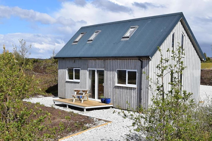 Tigh Eilidh (The Cabin On The Hill) - Skye