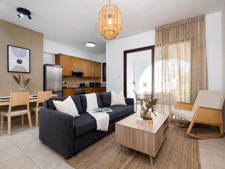 Cute & Cozy Mazotos 1bed Getaway - Cyprus
