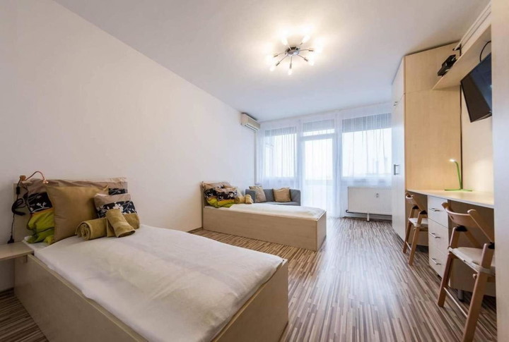 Central Home- Pesterzsébet - Budapest