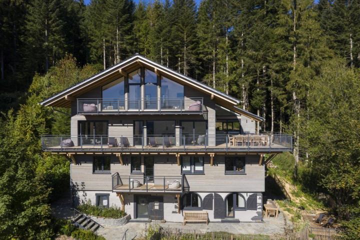 Schweizerhaus - Black Forest