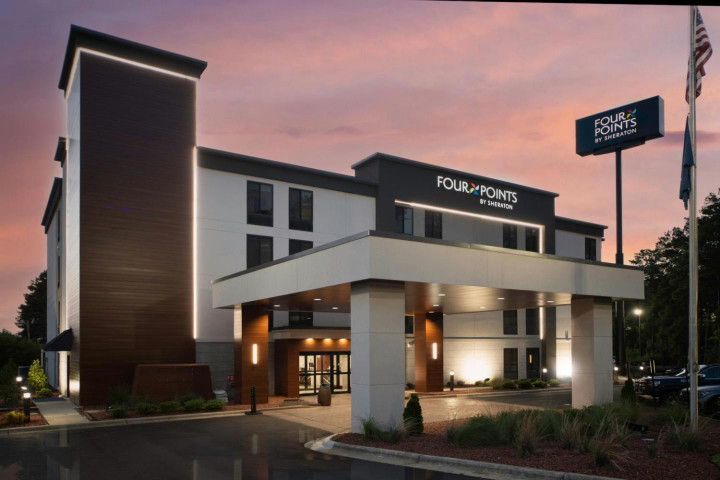 Four Points By Sheraton Fayetteville Fort Bragg - Fayetteville, NC