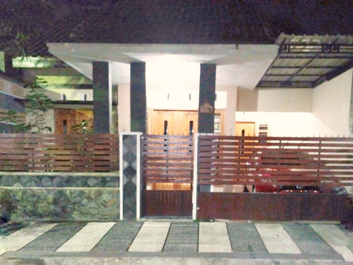 Homestay Syariah Grahadi - Malang