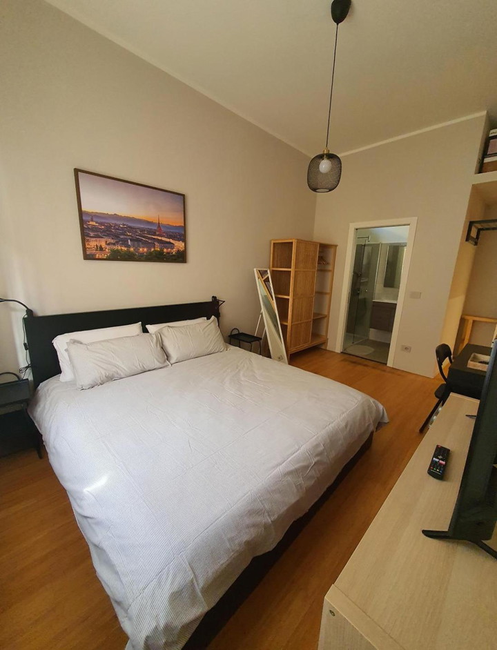 Room - Garden - Private Bathroom - Turin