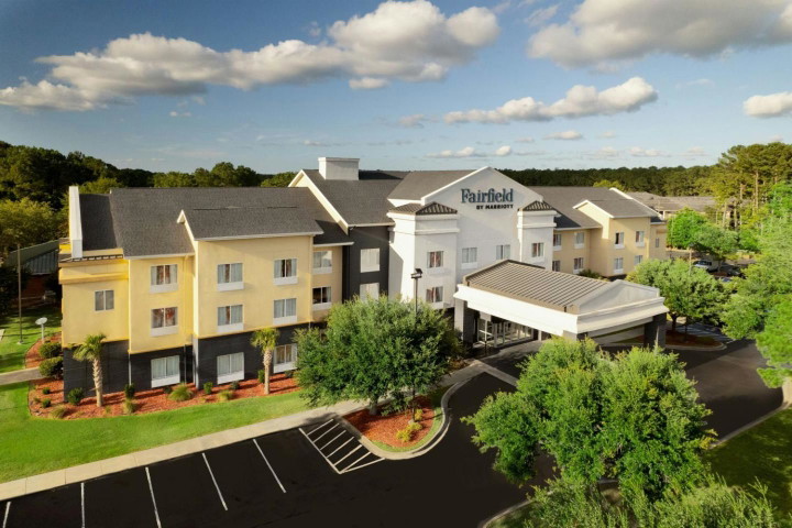 Fairfield Inn And Suites Charleston North/university Area - Charleston, SC