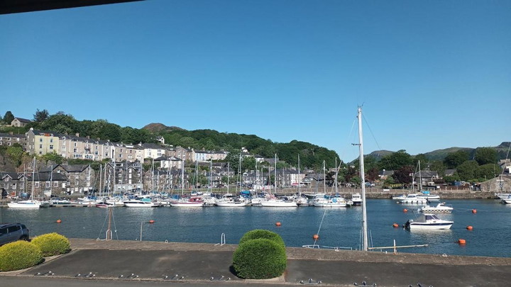 2 Bedroom Harbour Apartment - Porthmadog