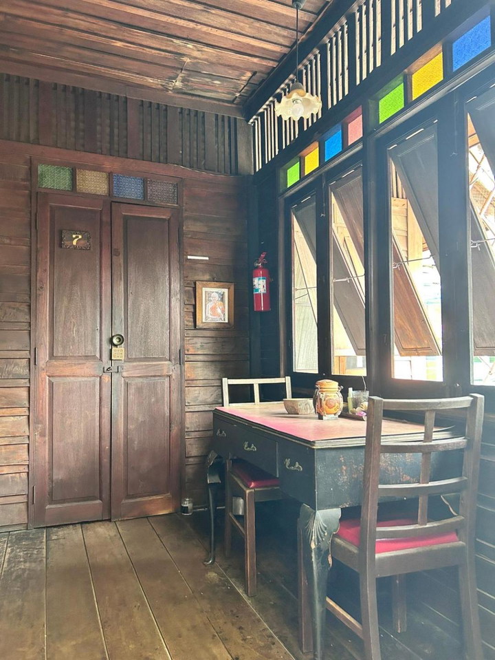 Chest's Place - Bangkok