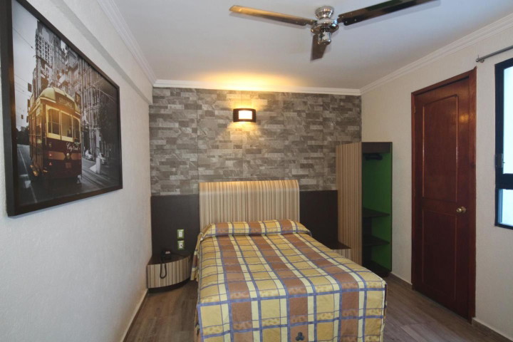 Hotel Plaza Crystal - Xalapa