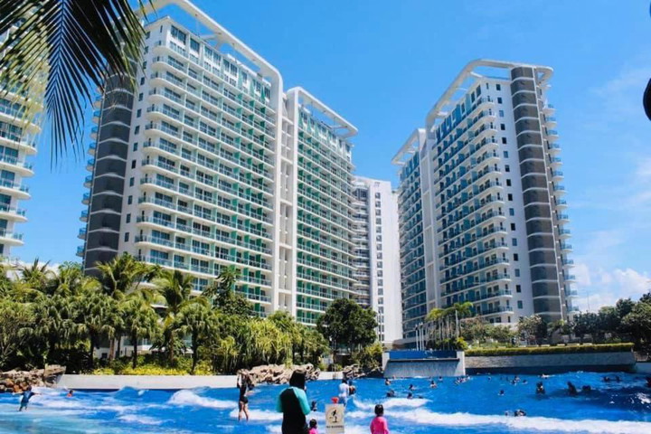 Azure Urban Resort Residence A17 Wavepool Near Airport - Muntinlupa