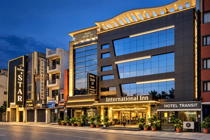 Hotel International Inn - Near Delhi Airport - Delhi