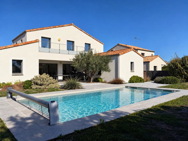 Superbe Maison Pmr Avec Piscine 10 Pers Talmont St Hilaire - Talmont-Saint-Hilaire