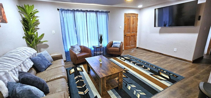 3bd, King, Brkfst, Large Tvs, Wd, Sleeps 11, Bbq - Page, AZ