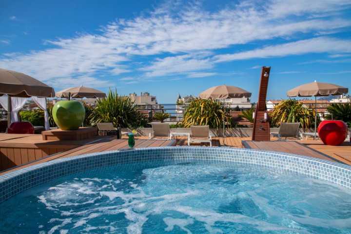 Best Western Premier Le Patio Des Artistes Wellness Jacuzzi - Cannes