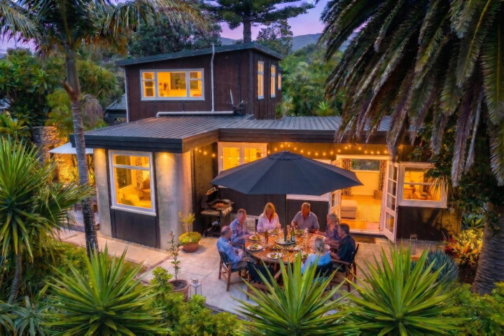 Waikanae Olde Beach Palm Cottage 2 Min To Beach - Paraparaumu
