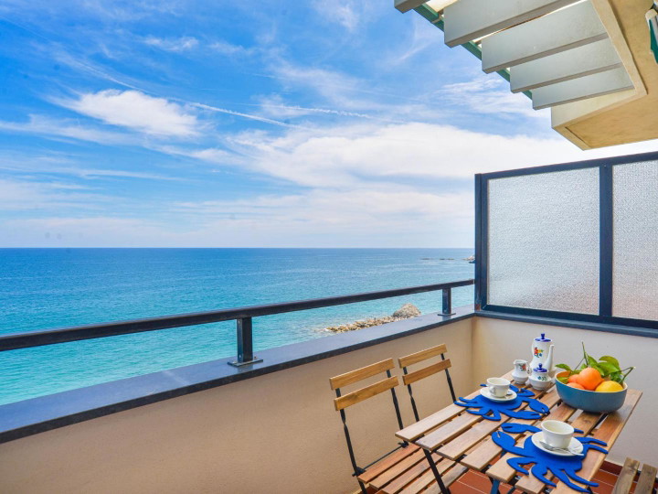 La Casa Del Mare Di Ginni E Virgi By Holiday World - Bergeggi