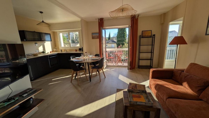 Le Sacré-cœur- Cosy T3 Balcon & Parking-400m Métro - Castanet-Tolosan