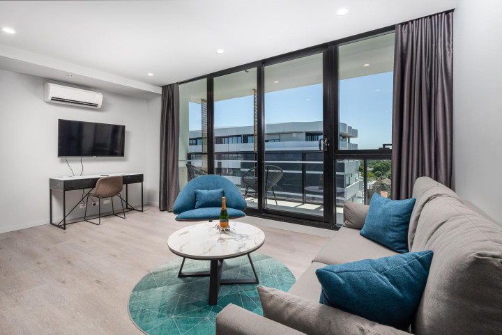 Oros Hotel And Apartments - Notting Hill