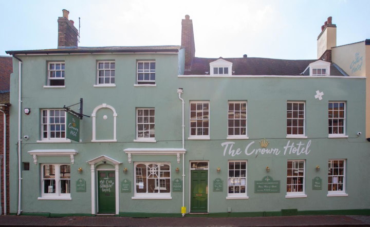 The Crown - Sandbanks