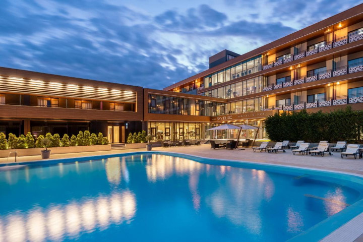 Sky Blue Hotel & Spa - Ploiești