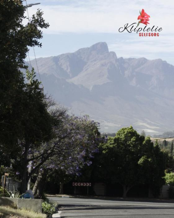 Kliplelie Selfsorg - Tulbagh