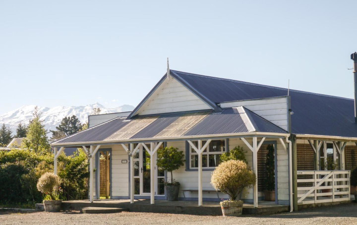 Tongariro Crossing Lodge - National Park