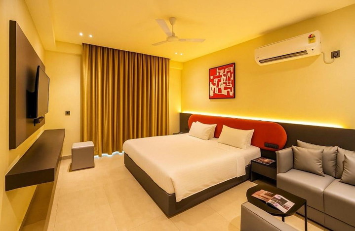 Skystay Elite Suites - Omaxe Hazratganj - Lucknow