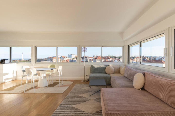 Duplex Panoramique Avec Vue Sur L'océan Et Jaccuzi - Biarritz