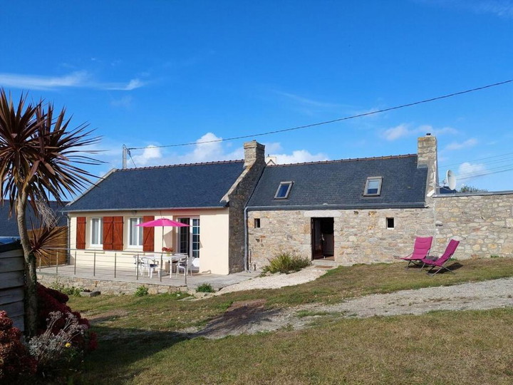 Stone House In Plouarzel Near Sandy Beaches - Plouarzel