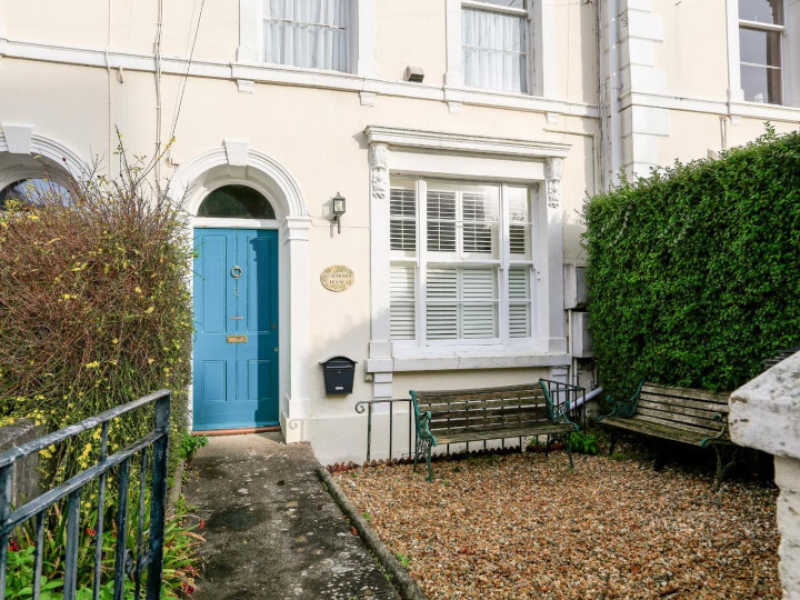 2 North Crest House - Kingsbridge