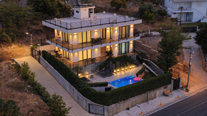 Villa Florale - Albania