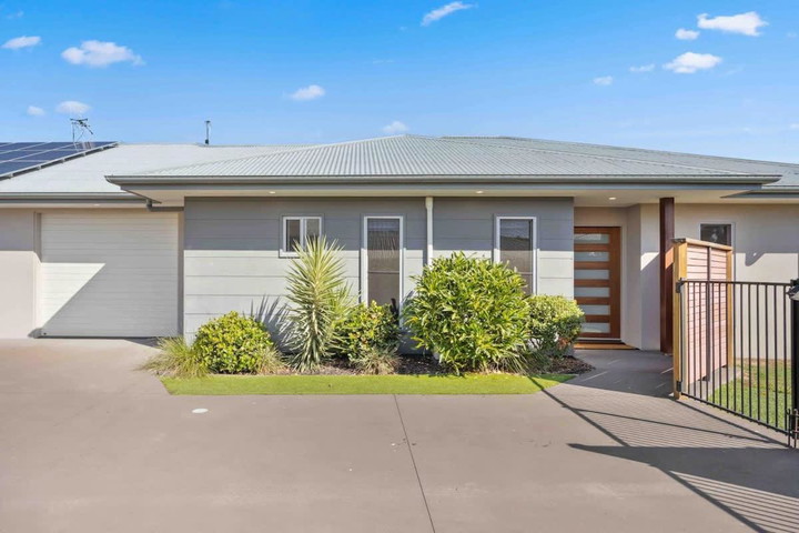 Burrum Heads Beauty 2 Streets From The Beach - Woodgate