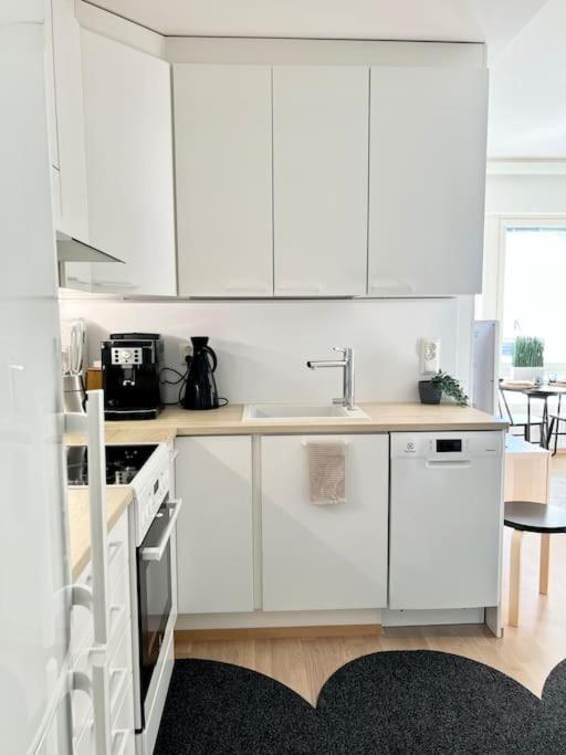 Moderni Yksiö Lähellä Keskustaa/ Modern Studio Near City Center - Joensuu