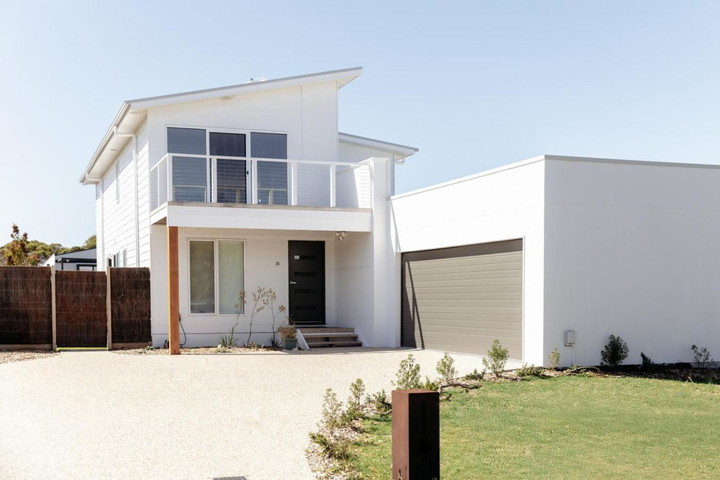 Broadbeach House- Inverloch - Inverloch