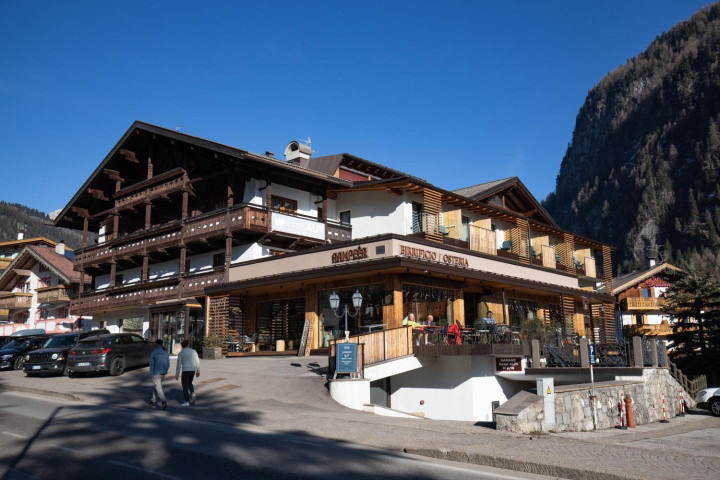Hotel Alpi - Canazei, TN, Italie