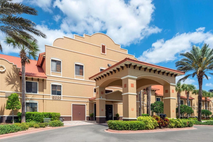 Clarion Inn Ormond Beach At Destination Daytona - Flagler Beach, FL