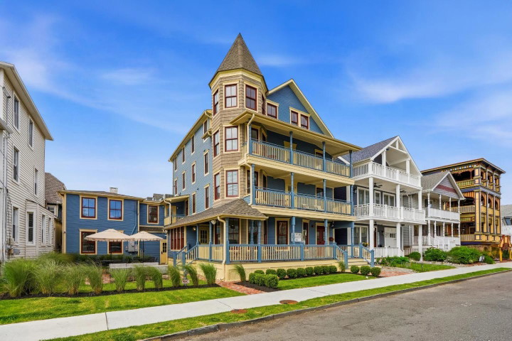 The Marilyn Inn - Ocean Grove, NJ