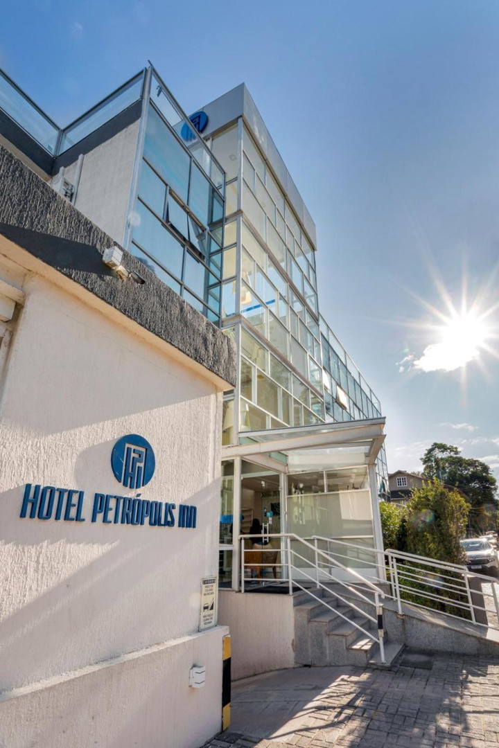 Hotel Petropolis Inn - Duque de Caxias