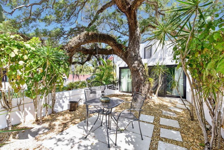 Las Olas Hammocks Unit 4 By Dream Vacation - Broward County, FL