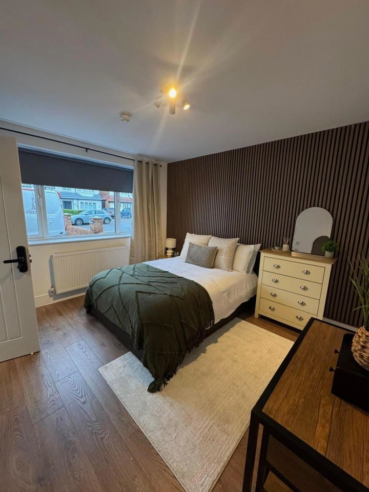 Brand New Rooms In Central Borehamwood - Saint Albans