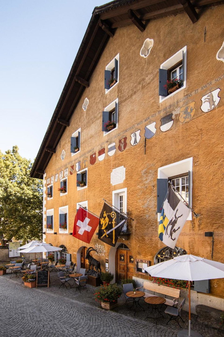 Historic Hotel Crusch Alva - Madulain