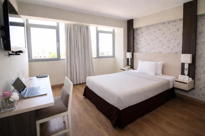 Palmetto Hotel Business San Miguel - Callao