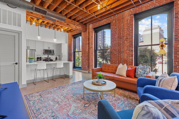 Brick & Bed Riverfront Lofts, G 203 - St. Louis, MO