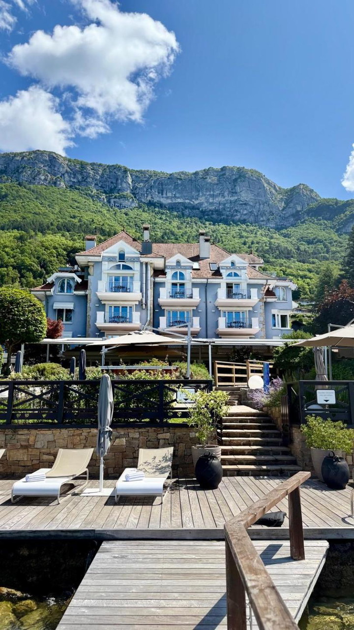 Hôtel La Maison Bleue Par Yoann Conte - Menthon-Saint-Bernard