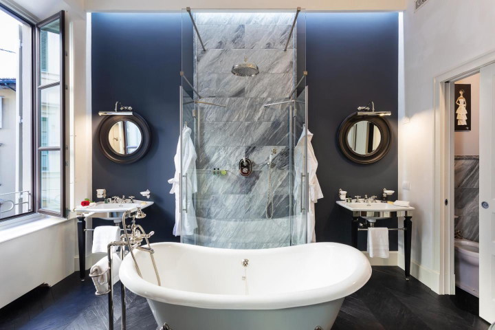 Corte Calzaiuoli Elegant Suites - Sesto Fiorentino
