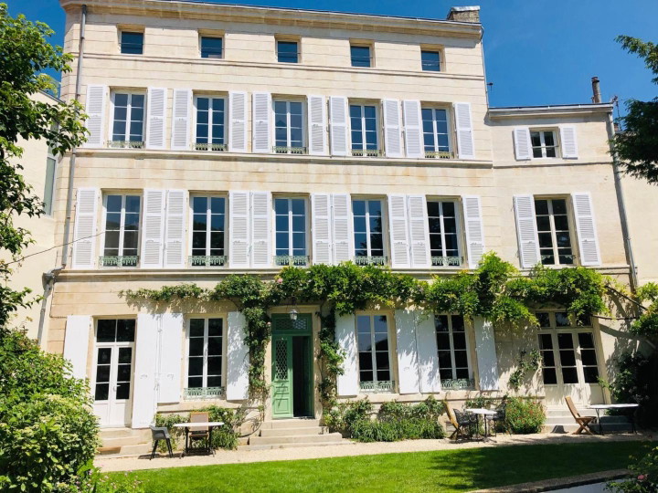 L'hôtel Particulier Du 12 - Niort