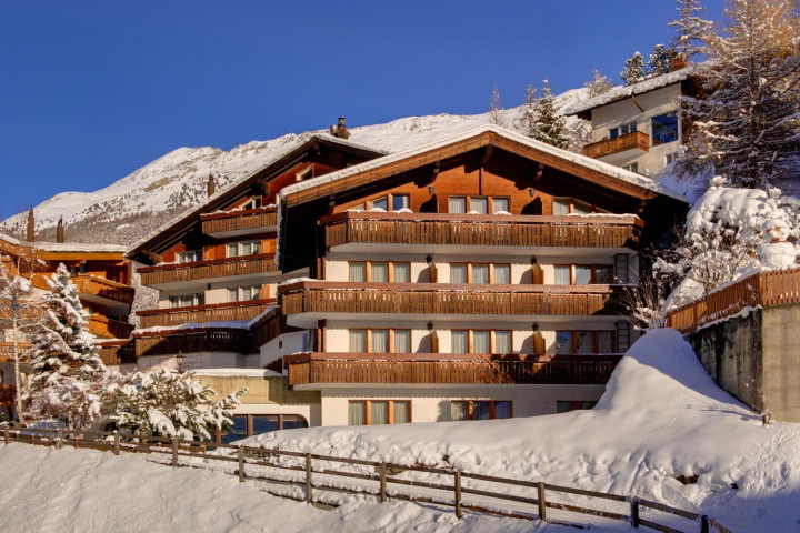 Hotel Alpenroyal - Täsch