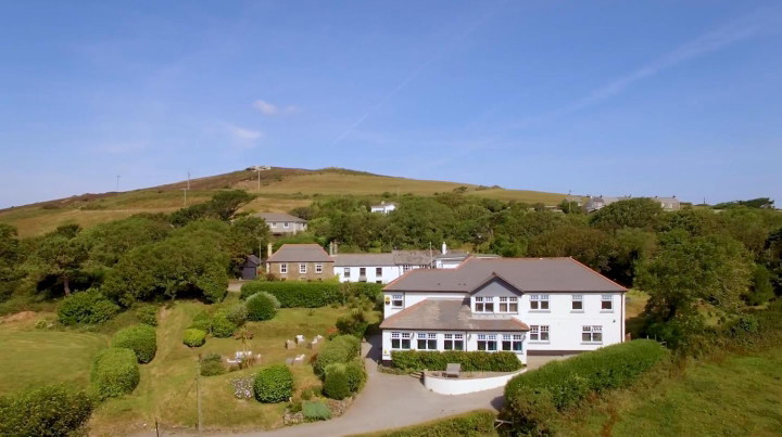 Beacon Country House & Luxury Shepherd Huts - Redruth