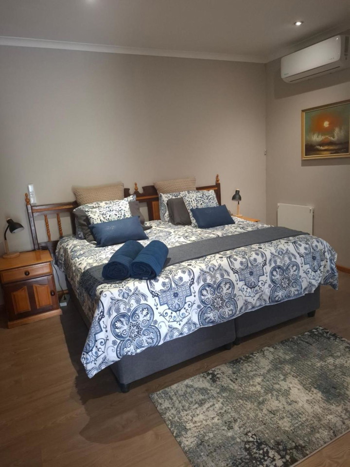 Spacious Suite In Somerset West - Somerset West