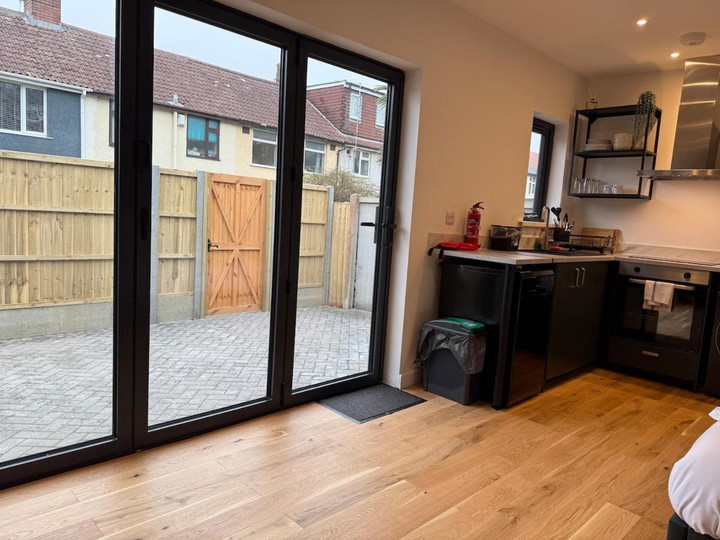 Luxury Studio - Filton