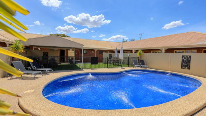Top Of The Town Motel & Apartments - Benalla