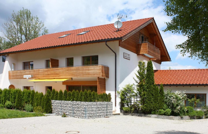 Haus Bergland Inkl Königscard Mit Kostenlosen Bergbahnen Und 3h Skipass - Pfronten